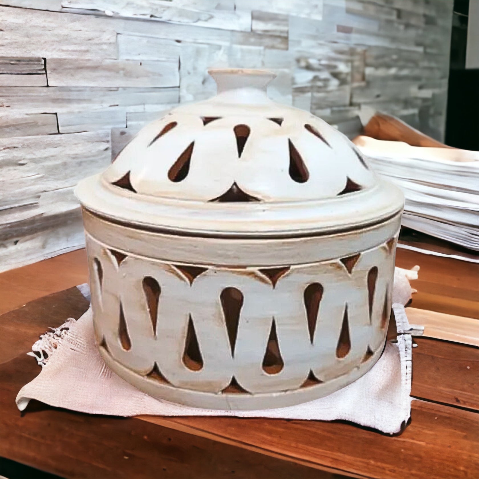 Katol sa Palayok: Zigzag by Red Clay Factory • Likhaan