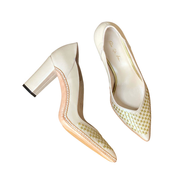 Leonor Heels (Beige) by Zapateria • Likhaan